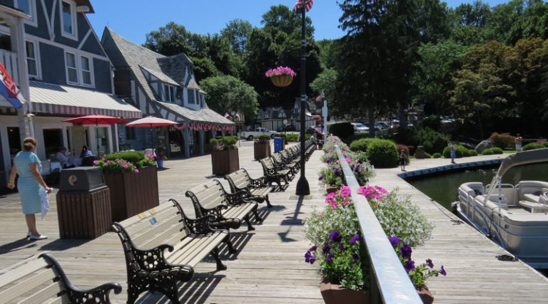 Lake Mohawk NJ: A Welcoming Lake Community or Elitist Haven?